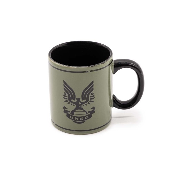 Halo - Masterchief Mug & Socks Gift Pack - Loot - EB Games Australia