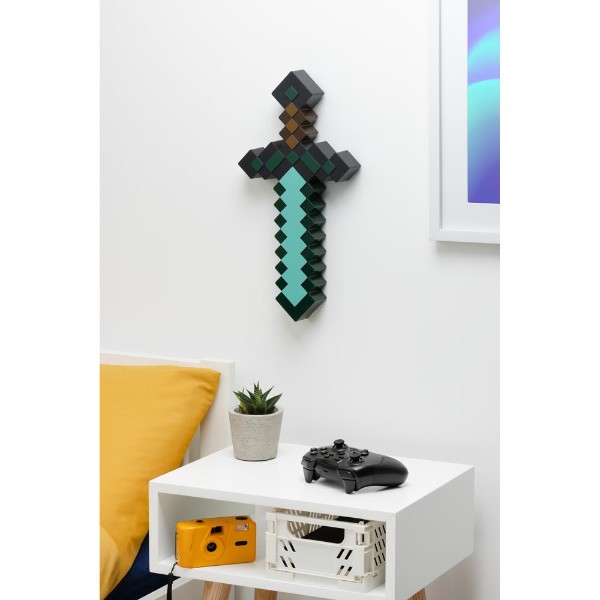 Minecraft - Diamond Sword Light - Things For Home - ZiNG Pop Culture