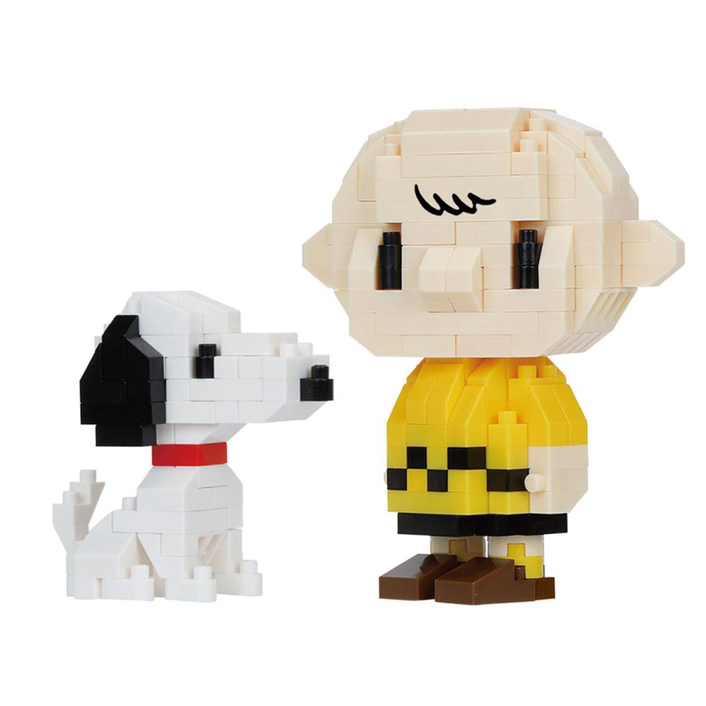 Peanuts - Charlie Brown with Snoopy nanoblock Figure - Toys and ...