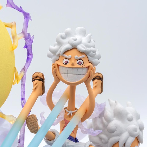 One Piece - Monkey D. Luffy Gear 5 S.H.Figuarts Premium Statue - Toys ...