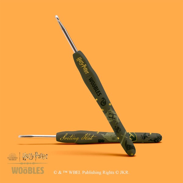Harry Potter - The WOOBLES The Sorting Hat Crochet Kit - Toys & Gadgets ...
