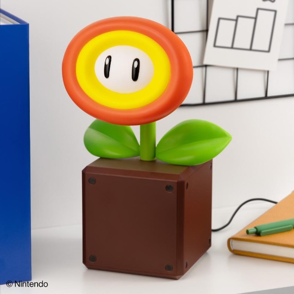 Nintendo - Super Mario Bros - Fire Flower Lamp - Toys and Collectibles ...