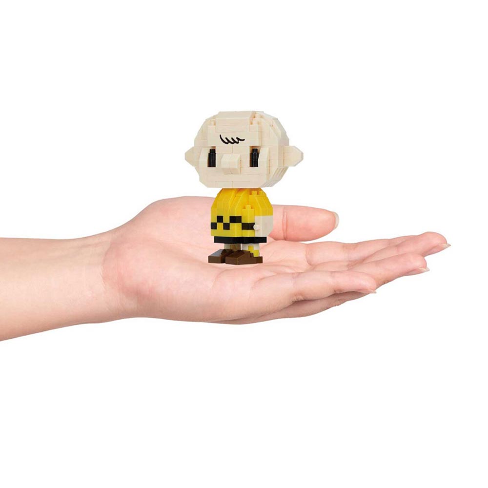 Peanuts - Charlie Brown with Snoopy nanoblock Figure - Toys and ...