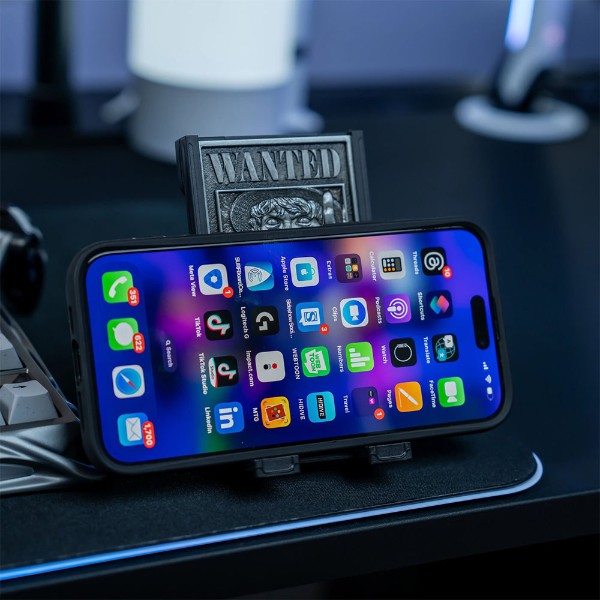 One Piece (Netflix) - Metal Digiplate Starter Pack with Phone Stand ...