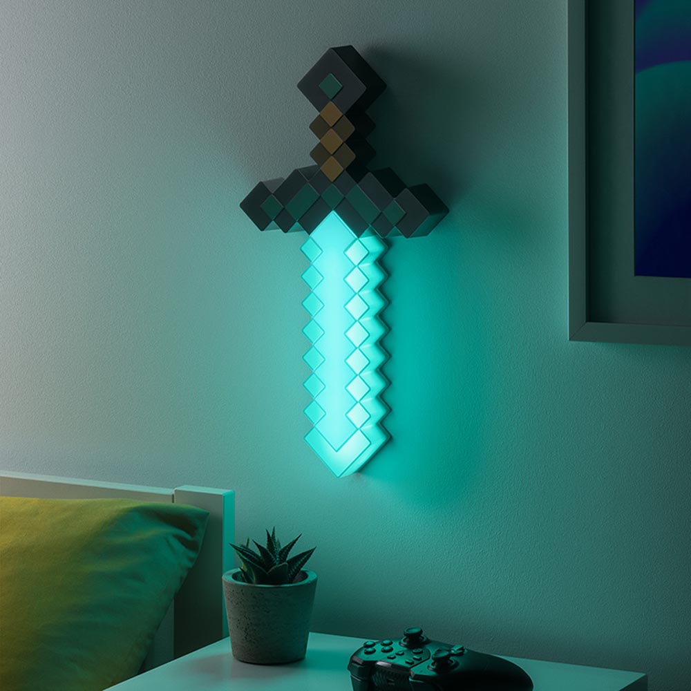 Minecraft - Diamond Sword Light - Things For Home - ZiNG Pop Culture